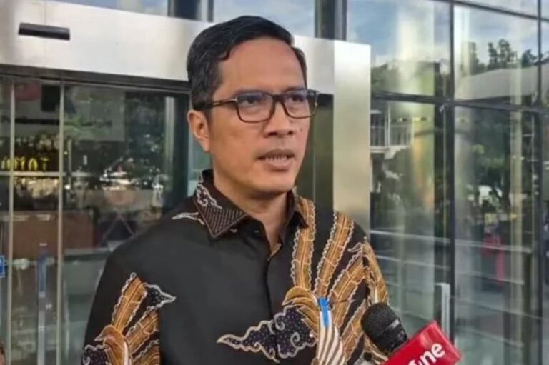 Eks Jubir KPK Angkat Bicara soal Tuntutan terhadap Kerry Riza dalam ...